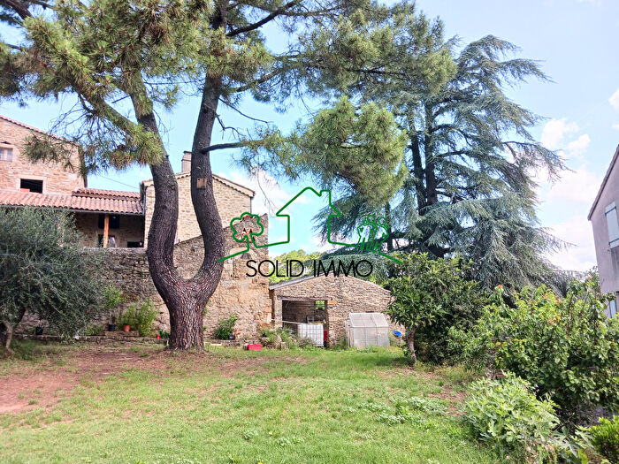 Maison à vendre - Saint-Étienne-de-Fontbellon - 14 pièces - 5 chambres