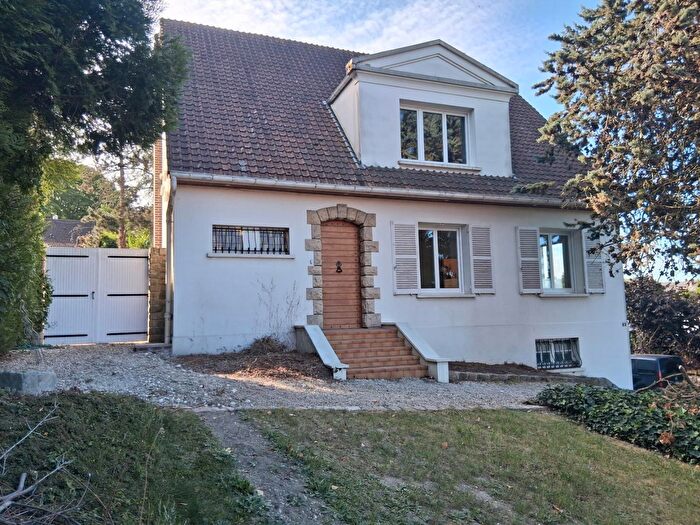 Maison à vendre - Roye - 6 pièces - 4 chambres