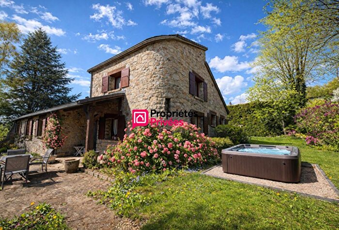 Maison à vendre - Manzat - 6 pièces - 3 chambres
