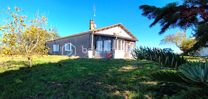 Sainte-Gemme-Martaillac : Maison 4 pièces à vendre