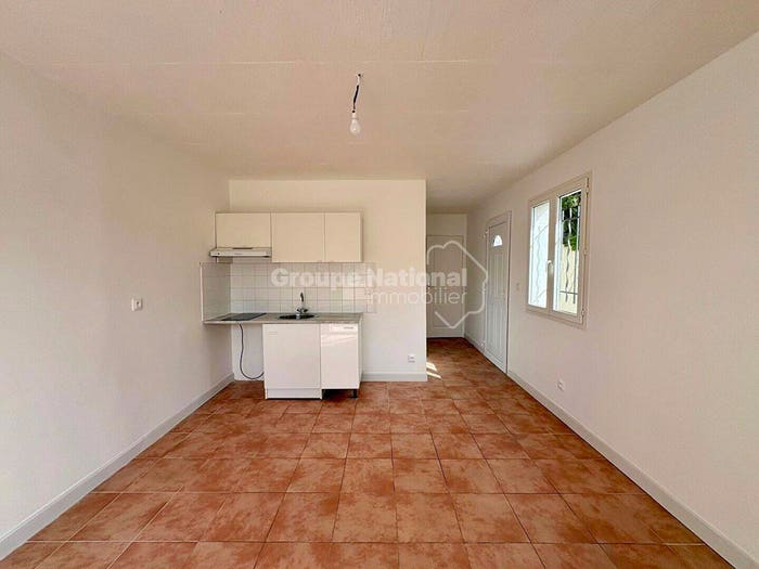 Appartement 2 pièces à Le Rove, à louer