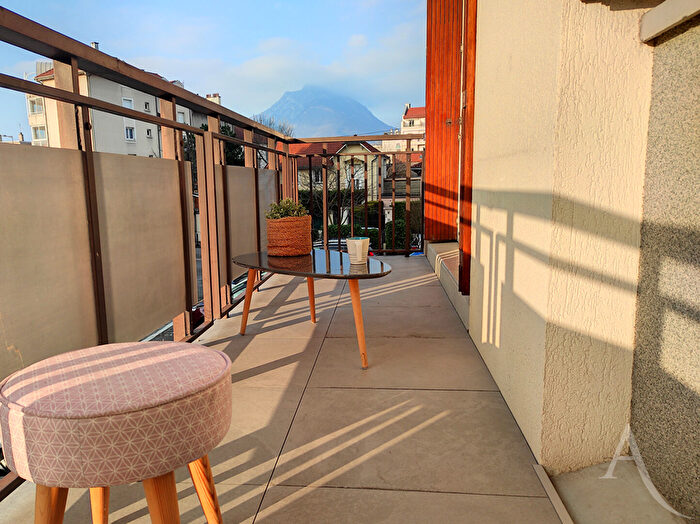 Grenoble, Eaux-Claires, Mistral : Appartement 2 pièces à vendre