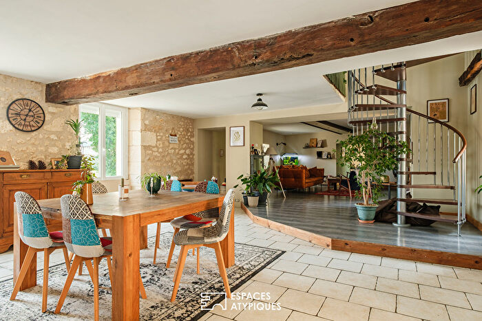 Maison à vendre - La Chapelle-Moulière - 7 pièces - 4 chambres