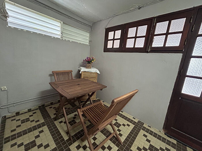 Appartement à louer - Baie-Mahault - 2 pièces - 1 chambre