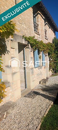 La Roche-Rigault - Maison 6 pièces à vendre