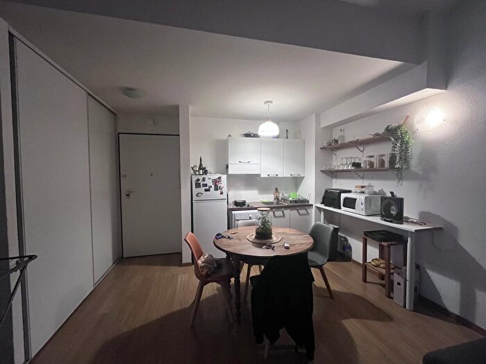Appartement 2 pièces à Bastia, Nord, Fango, à louer