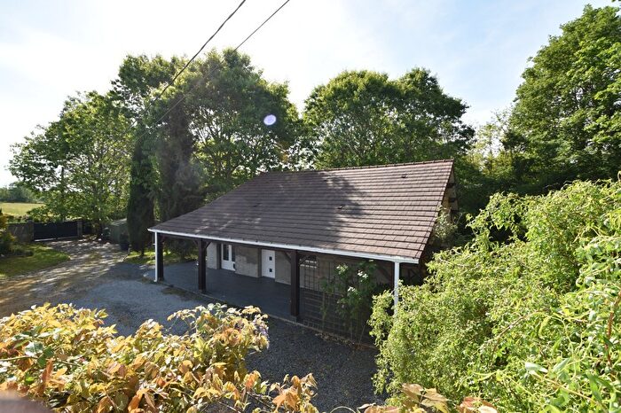Saint-Agnan - Maison 4 pièces à vendre