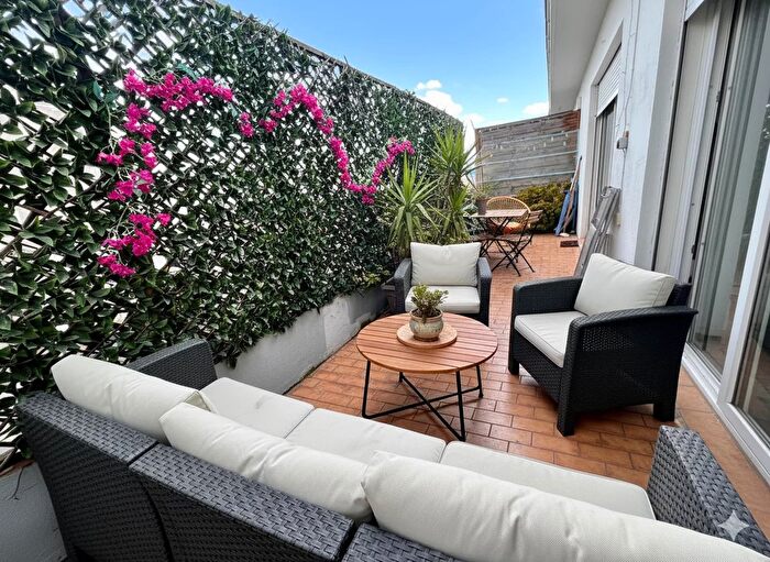 Appartement à vendre - Antibes, Juan-les-Pins, Le Cap - 2 pièces - 1 chambre