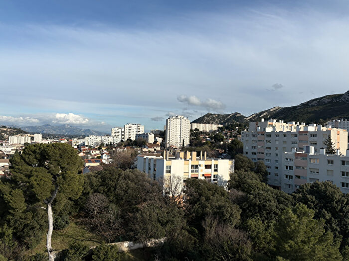 Appartement à louer - Marseille e , La Valbarelle - 3 pièces - 2 chambres