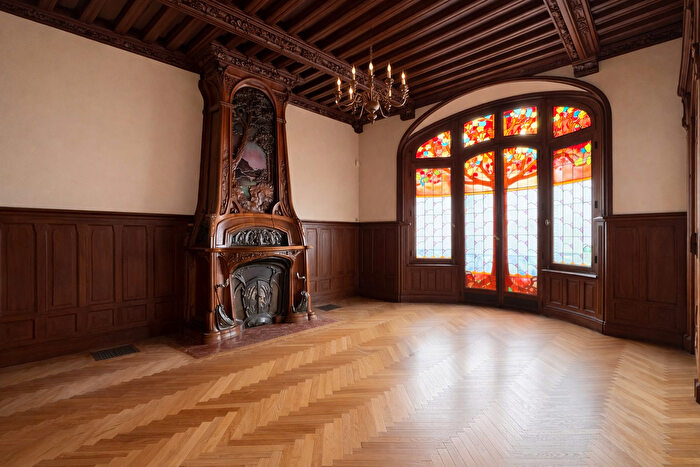 Appartement à louer - Nancy - 7 pièces - 4 chambres