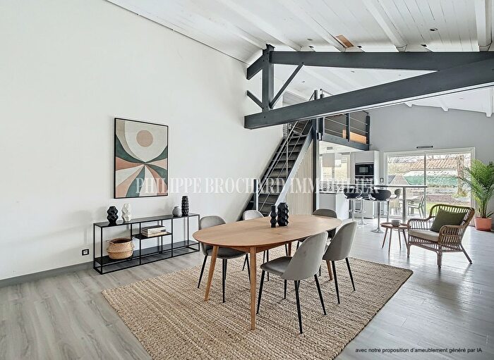 Maison à vendre - Le Poiré-sur-Vie - 5 pièces - 3 chambres