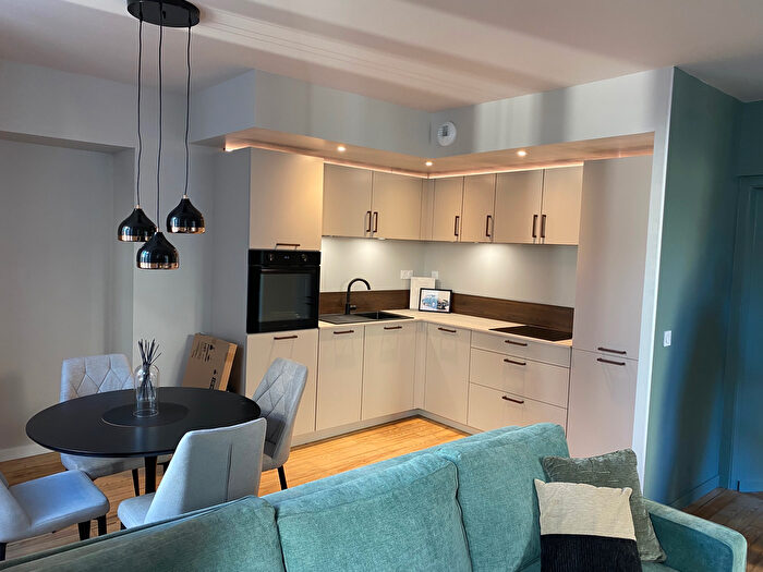 Appartement à vendre - Aix-les-Bains, Centre-ville - 2 pièces - 1 chambre