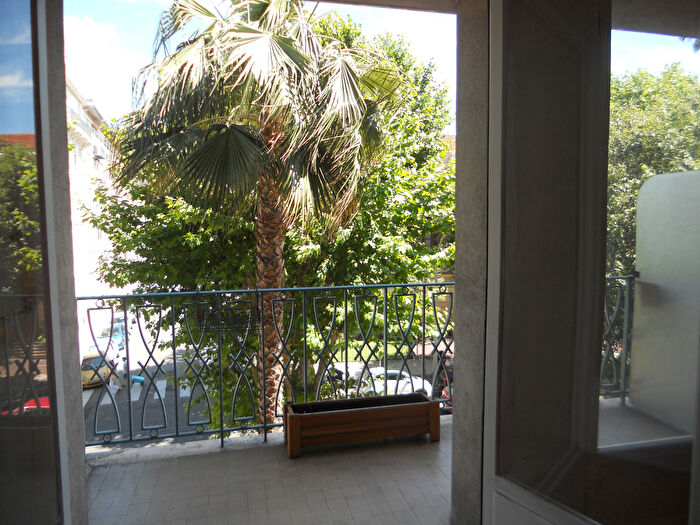 Nice, Carabacel : Appartement 1 pièce à louer