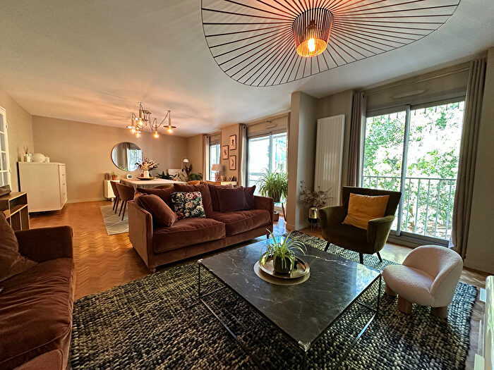 Quartiers Ouest, Bourg l'Evesque - Appartement 5 pièces à vendre
