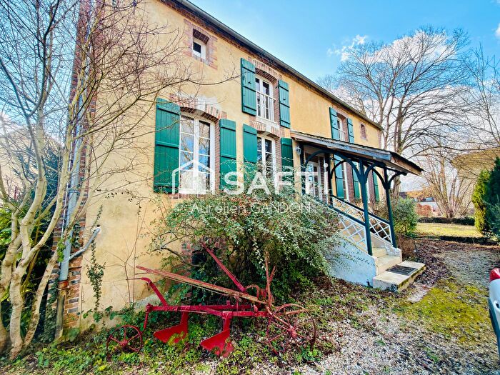 Maison à vendre - Chassy - 6 pièces - 5 chambres