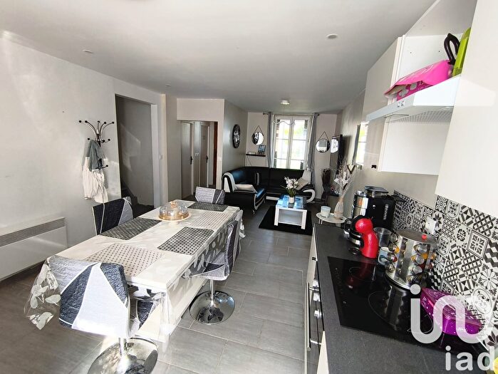 Maison à vendre - Châtenay-sur-Seine - 4 pièces - 3 chambres