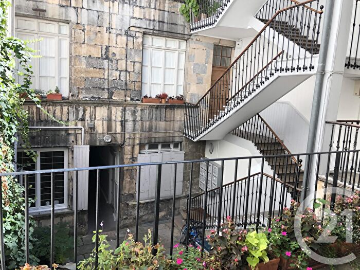 Besançon, Boucle, Chapelle des Buis : Appartement 1 pièce à louer