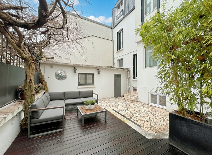 Maison à vendre - Asnières-sur-Seine, Centre-ville - 6 pièces - 4 chambres