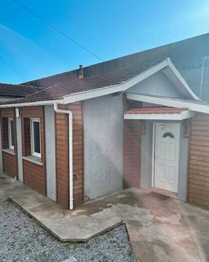 Maison à louer - Bordeaux - 4 pièces - 3 chambres