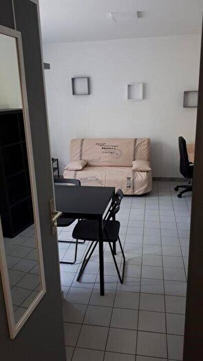 Appartement 1 pièce à Grangier, Dijon, à louer