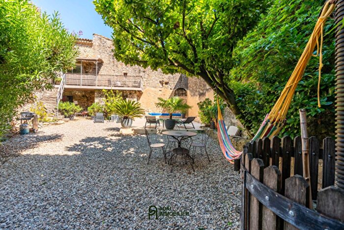 Maison à vendre - Uzès - 10 pièces - 7 chambres