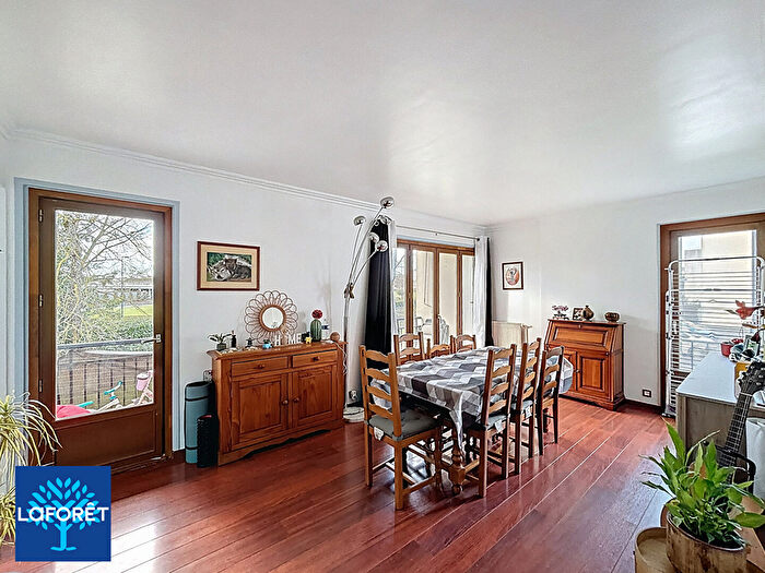 Appartement à vendre - Maurepas, LAgiot - 4 pièces - 3 chambres