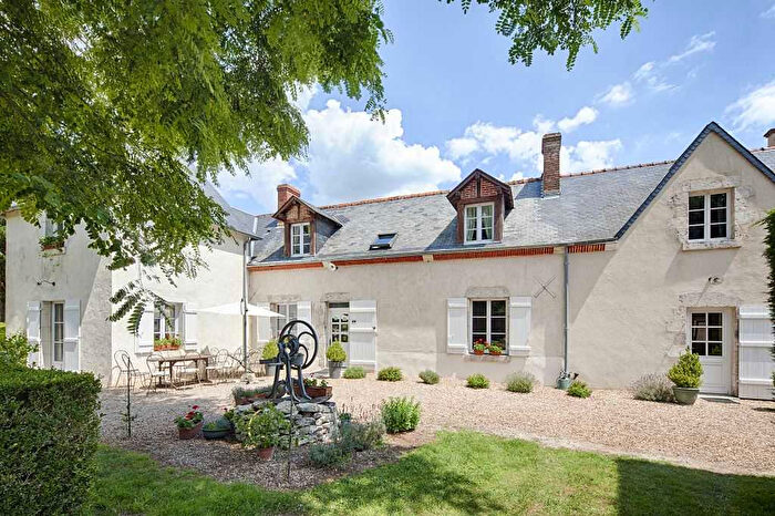 Maison à vendre - Cheverny - 13 pièces - 8 chambres