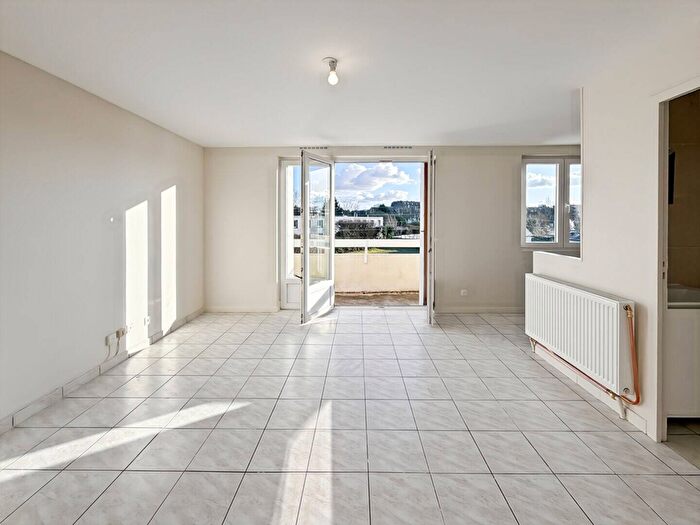 Appartement à louer - Clos Au Duc, Évreux - 1 pièce