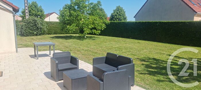 Saint-Hilaire-sur-Yerre - Maison 5 pièces à louer