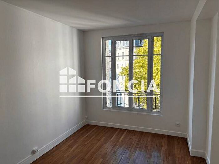 Appartement à louer - Grandes Carrières-Clichy, Paris ème - 2 pièces - 1 chambre