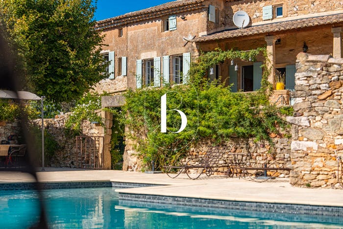 Maison 10 pièces à vendre - Uzès