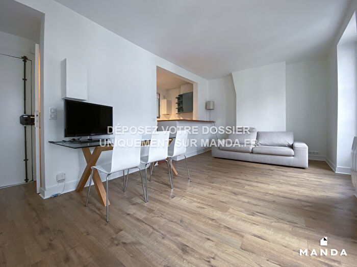 Appartement à louer - Paris e , Dupleix, Motte Picquet - 2 pièces - 1 chambre