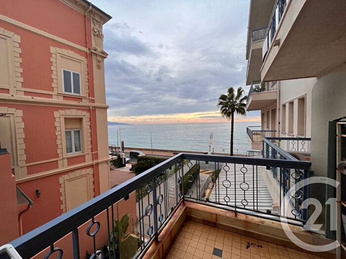 Appartement à vendre - Menton, Hôtel de Ville, Vieille Ville, Musée, Madone, Carnolès - 3 pièces - 2 chambres