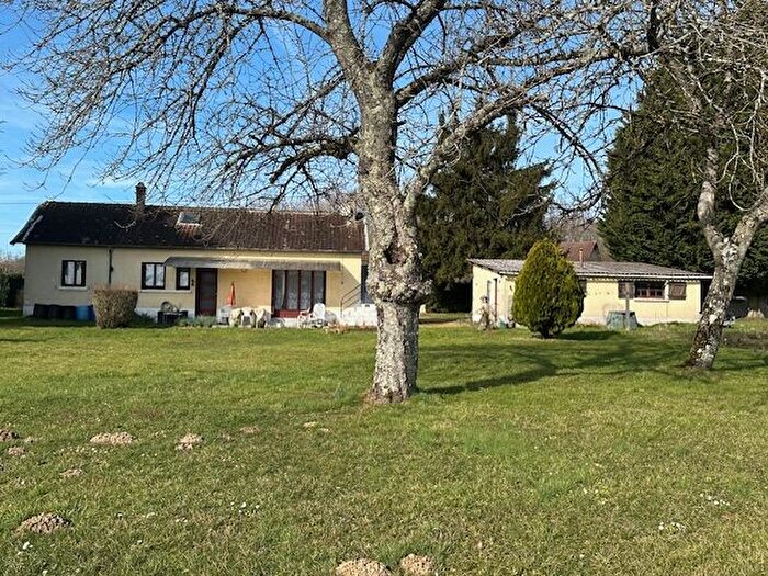 Maison à vendre - Saint-Vérain - 3 pièces - 1 chambre