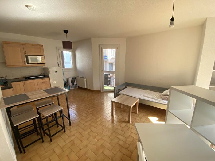 Appartement à louer - Grenoble, Gare - 1 pièce