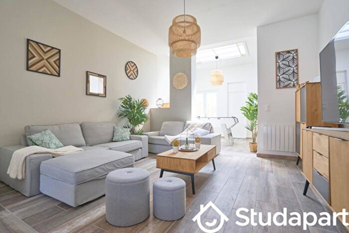 Appartement à louer - Malsence-Egalité, Tourcoing - 1 pièce - 1 chambre