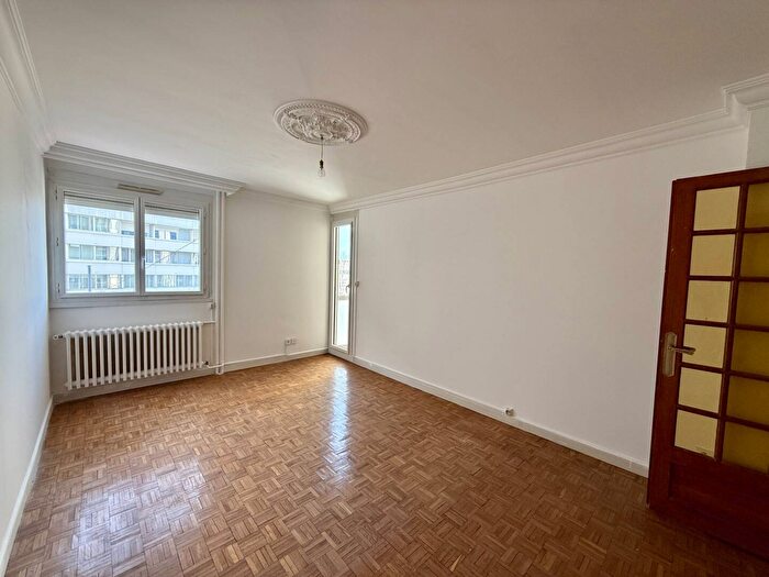 Appartement à louer - Badouillère-Saint Roch-Valbenoîte, Saint-Étienne - 3 pièces - 2 chambres