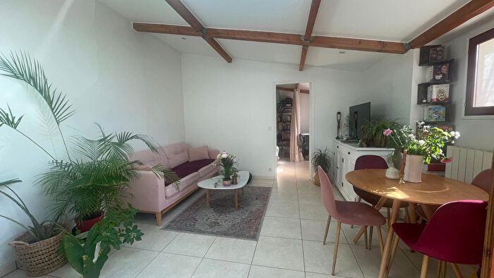 Appartement à louer - Carrières-sur-Seine, Allouettes, Réveil Matin, Printemps - 2 pièces - 1 chambre