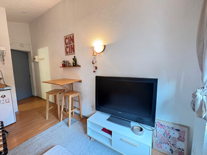 Appartement à louer - Clermont-Ferrand, Jaude, Fontgiève Saint-Alyre - 1 pièce