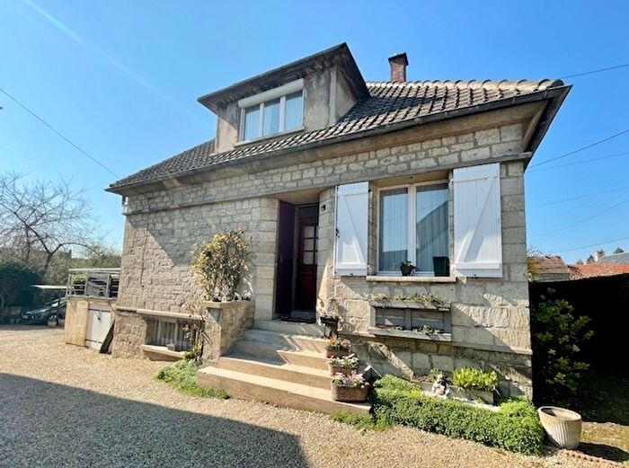 Maison à vendre - Saint-Leu-dEsserent - 7 pièces - 2 chambres