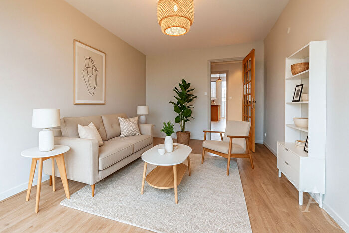 Appartement à vendre - Grenoble, Eaux-Claires, Mistral - 3 pièces - 2 chambres