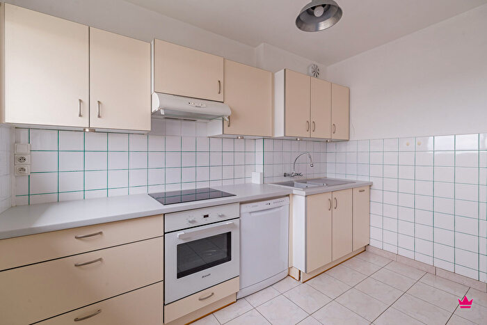 Appartement 5 pièces à Saint-Priest, Centre-ville, à vendre