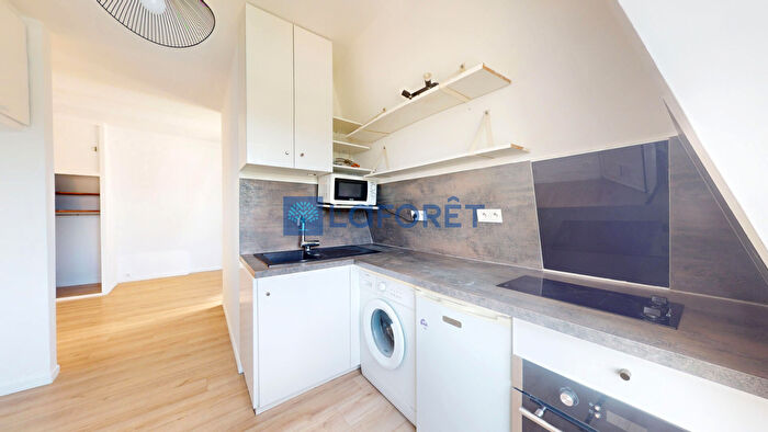 Juvisy-sur-Orge, Centre-ville, Entrevoies, Seine : Appartement 1 pièce à vendre