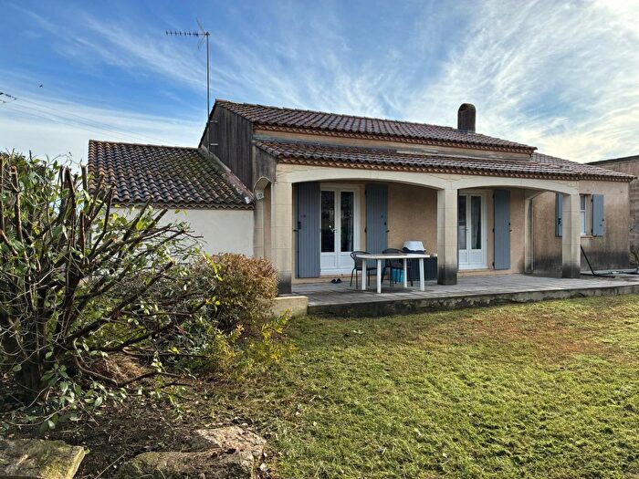 Maison à vendre - Saint-Geniès-de-Malgoirès - 5 pièces - 2 chambres