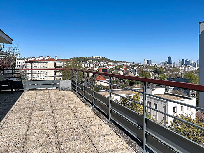Saint-Cloud, Fouilleuse, Val d'Or : Appartement 4 pièces à vendre