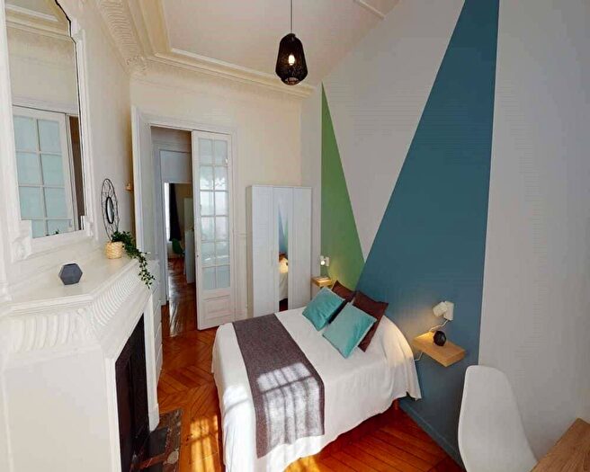 Saint Philippe du Roule, Paris 8ème arrondissement : Appartement 1 pièce à louer