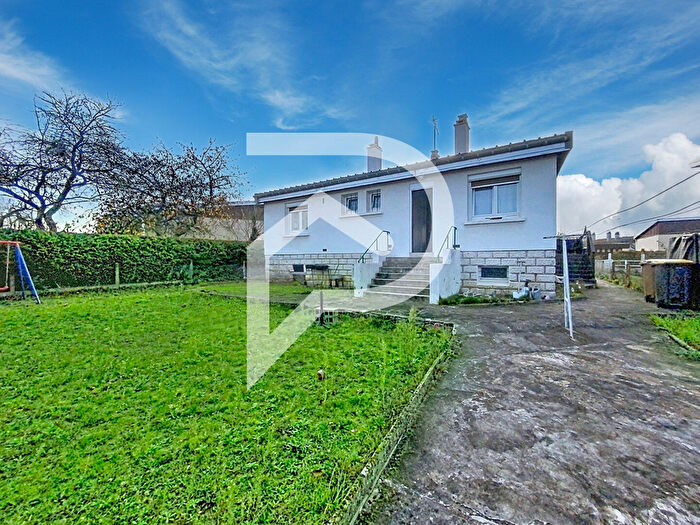 Maison à vendre - Vernouillet - 4 pièces - 3 chambres