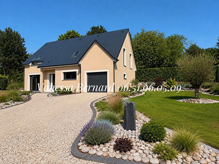 Maison 7 pièces à Pont-lévêque, à vendre