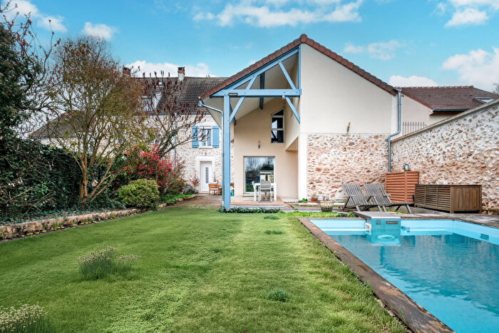 Maison à vendre - Vaugrigneuse - 9 pièces - 5 chambres