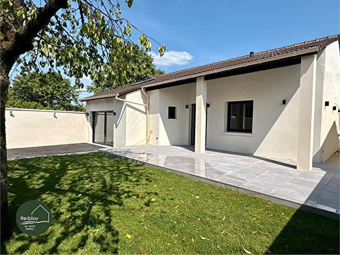 Maison 4 pièces à Herblay, Cailloux Gris, Bayonnes, à vendre